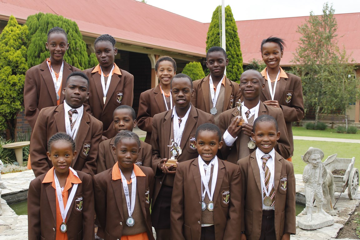 Ermelo English Primary School athletes receive medals | Ridge Times