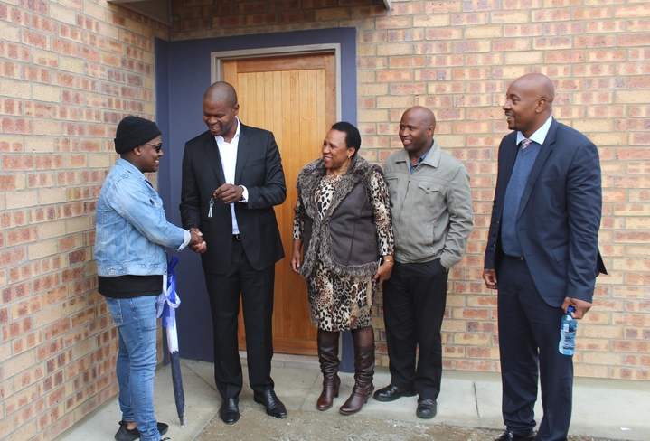 Sasol Mining continues with housing project in eMbalenhle and Secunda ...