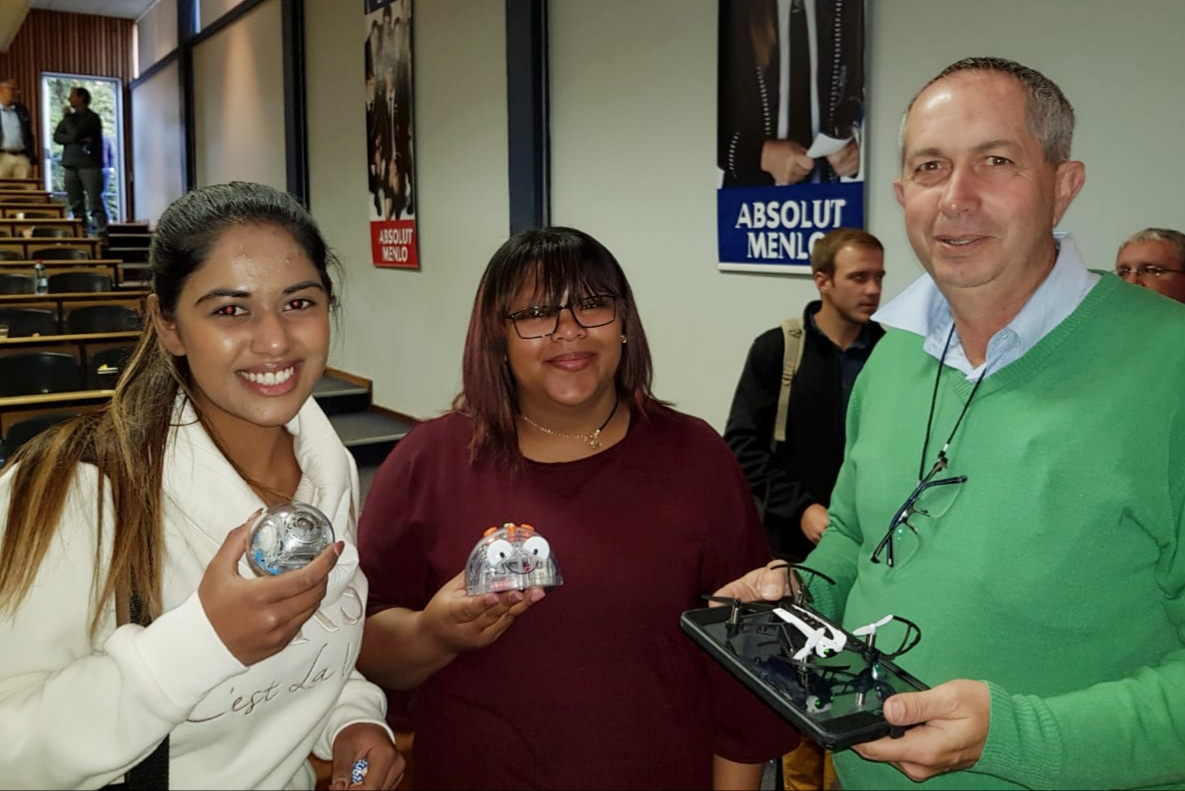 TP Strattten Primary is eerste Evander-skool om robotika aan te bied ...