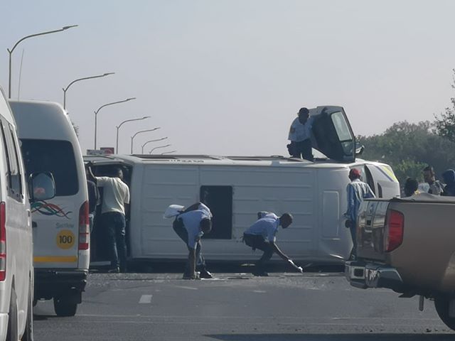 Secunda Police vehicle overturns, injuring four | Ridge Times