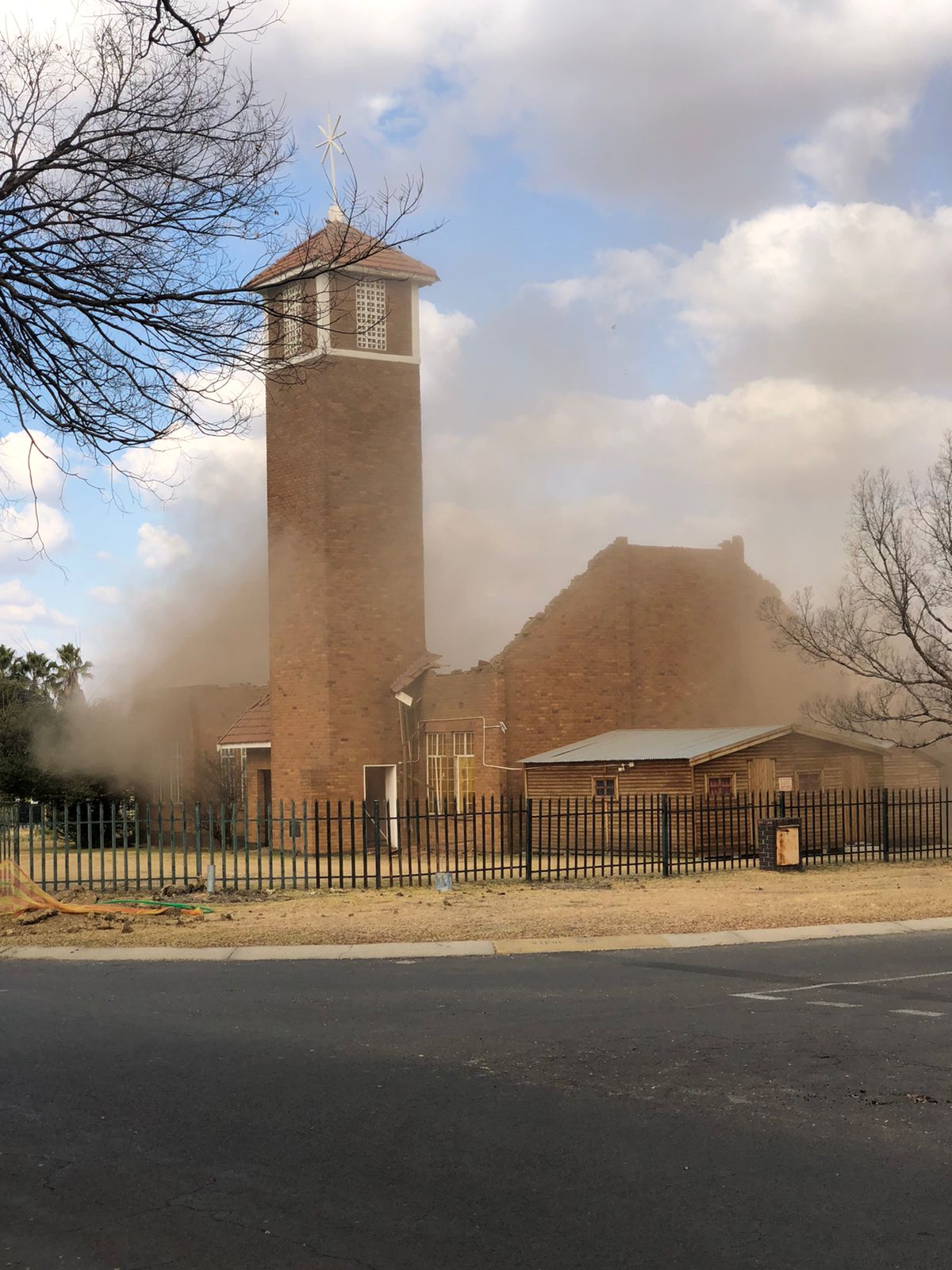 WATCH: Roof collapsed at the Anglican Church in Secunda | Ridge Times