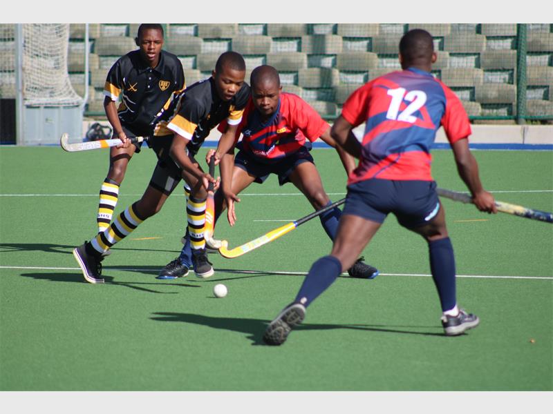 Evander high School hockey boys take a win against Standerton High ...