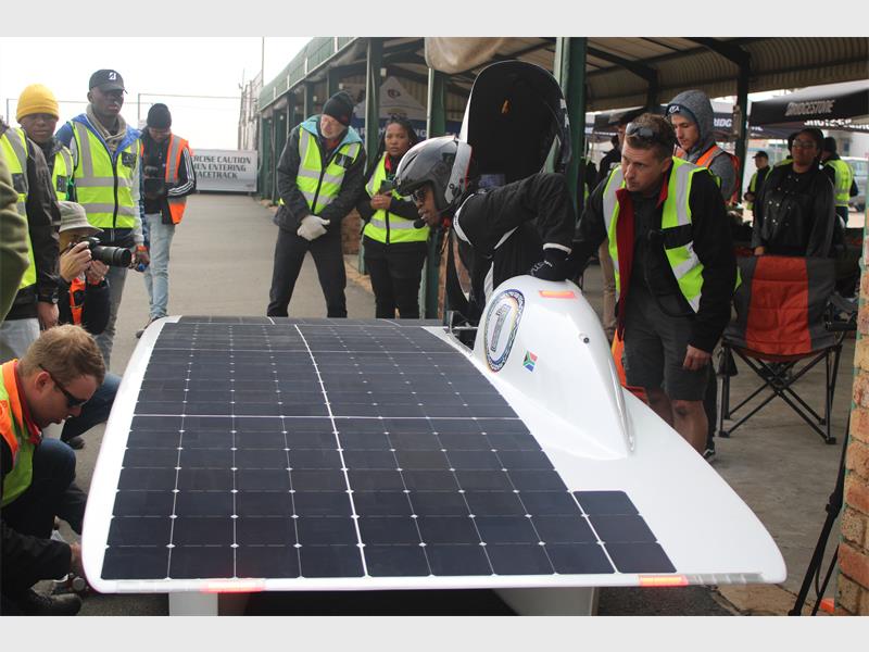 Red Star hosts first of its kind solar car challenge | Ridge Times
