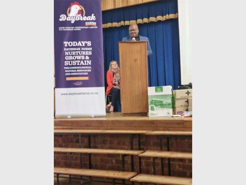 Daybreak Farms open hands to Sundra Primary | Ridge Times