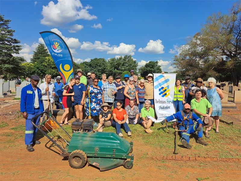 Delmas Herleef aan die stuur van begraafplaas se opknapping | Ridge Times