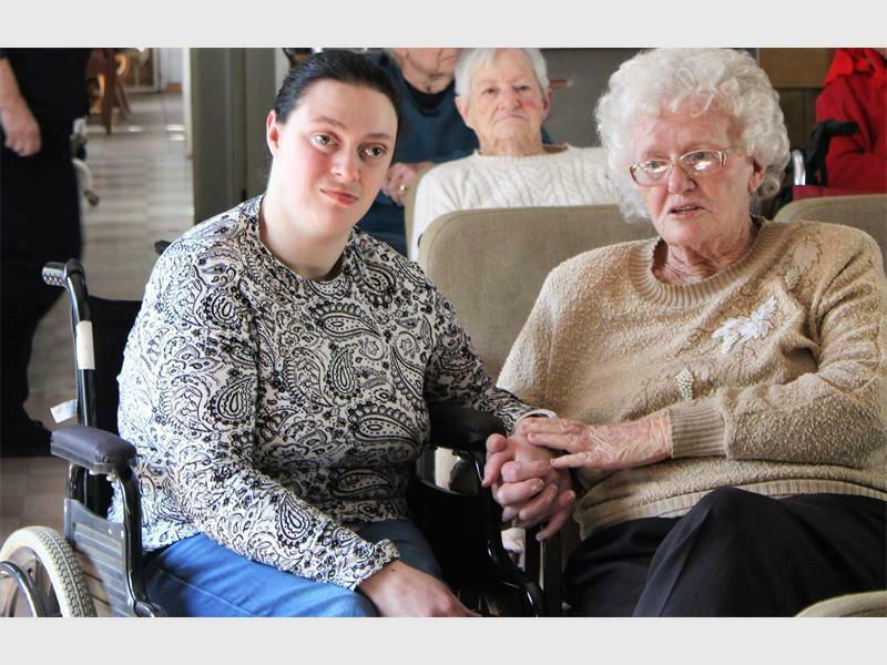 Delmas se Tannie Fransie vier 83ste verjaardag op Vrouedag | Ridge Times