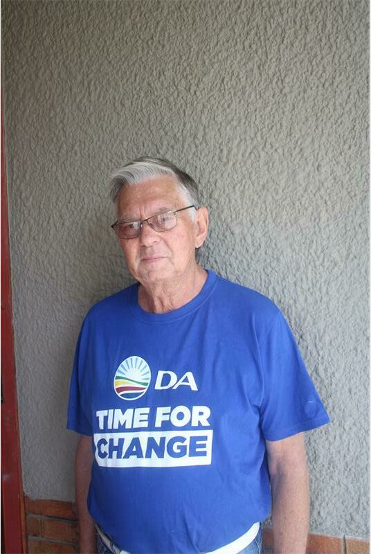 Deon Bekker from Standerton now serves as PR-councillor for the DA ...