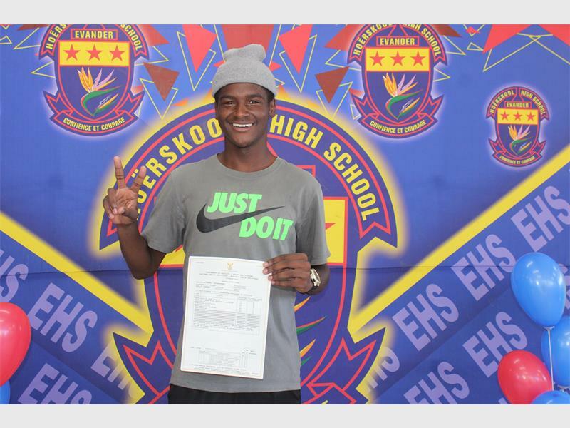 EHS matrics congratulated on results | Ridge Times