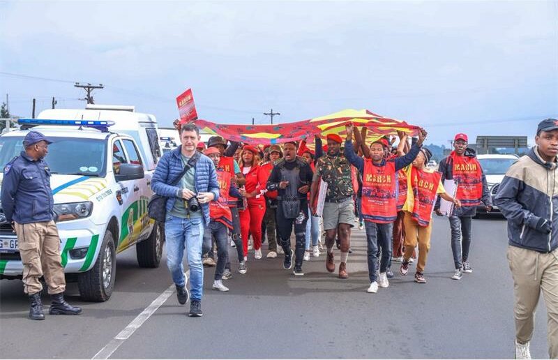 Kleinfontein kom in die spervuur van die rooi berette | Ridge Times