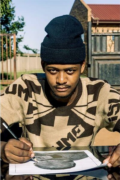 From security guard to art graduate: Bronkhorstspruit artist wants to ...