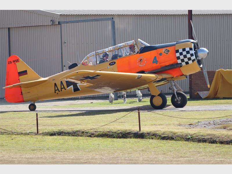 Top aviators soar to victory at 2026 President’s Trophy Air Race in ...